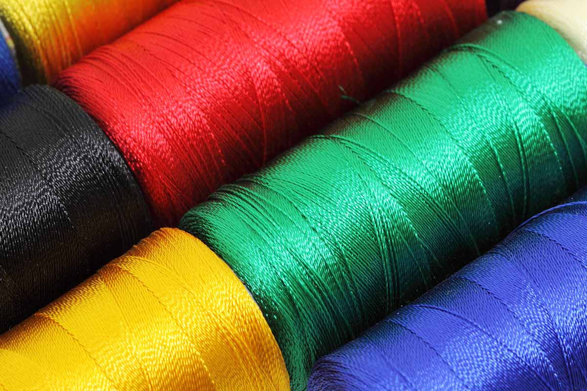 Vegane Seide: Die besten Alternativen zu tierischer Seide